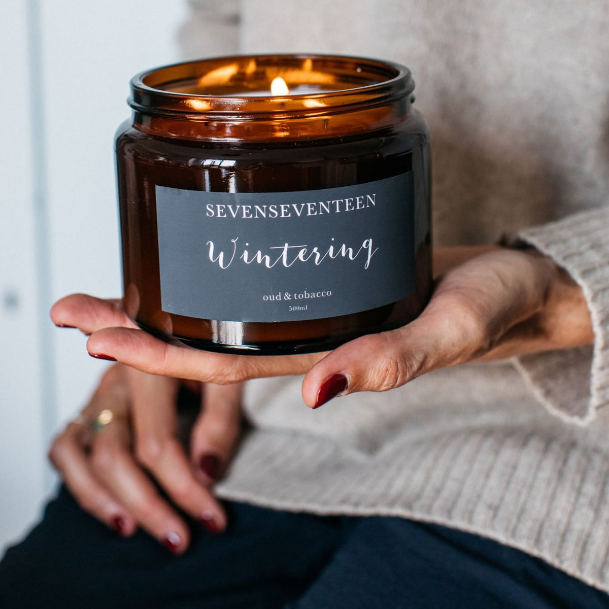 WINTERING / OUD & TOBACCO | Seven Seventeen